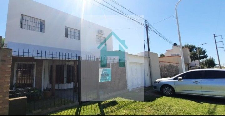Casa en venta de 4 dormitorios c/ cochera en Rafaela – INMOBILIARIA EN RAFAELA