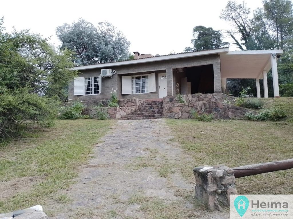 Casa en venta de 3 dormitorios c/ cochera en Cuesta Blanca – INMOBILIARIA EN RAFAELA