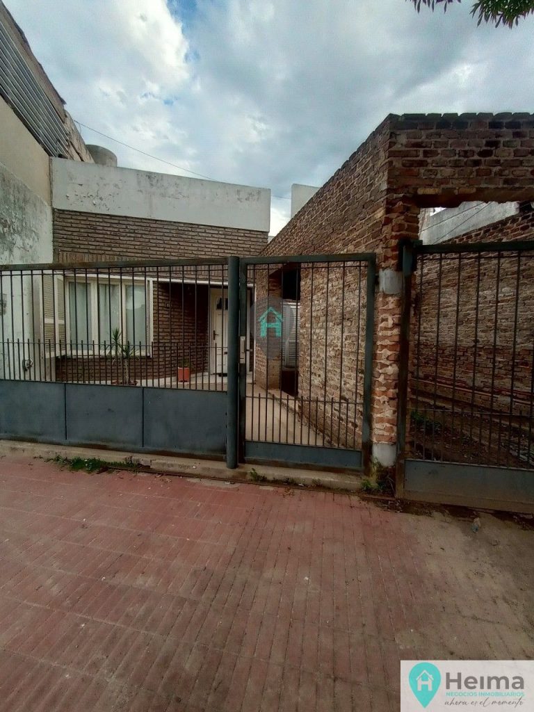 Casa en venta de 2 dormitorios c/ cochera en Rafaela – INMOBILIARIA EN RAFAELA