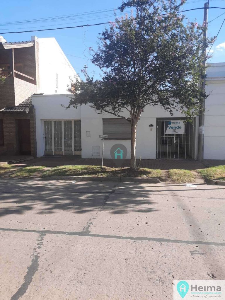 Casa en venta de 2 dormitorios c/ cochera en Rafaela – INMOBILIARIA EN RAFAELA